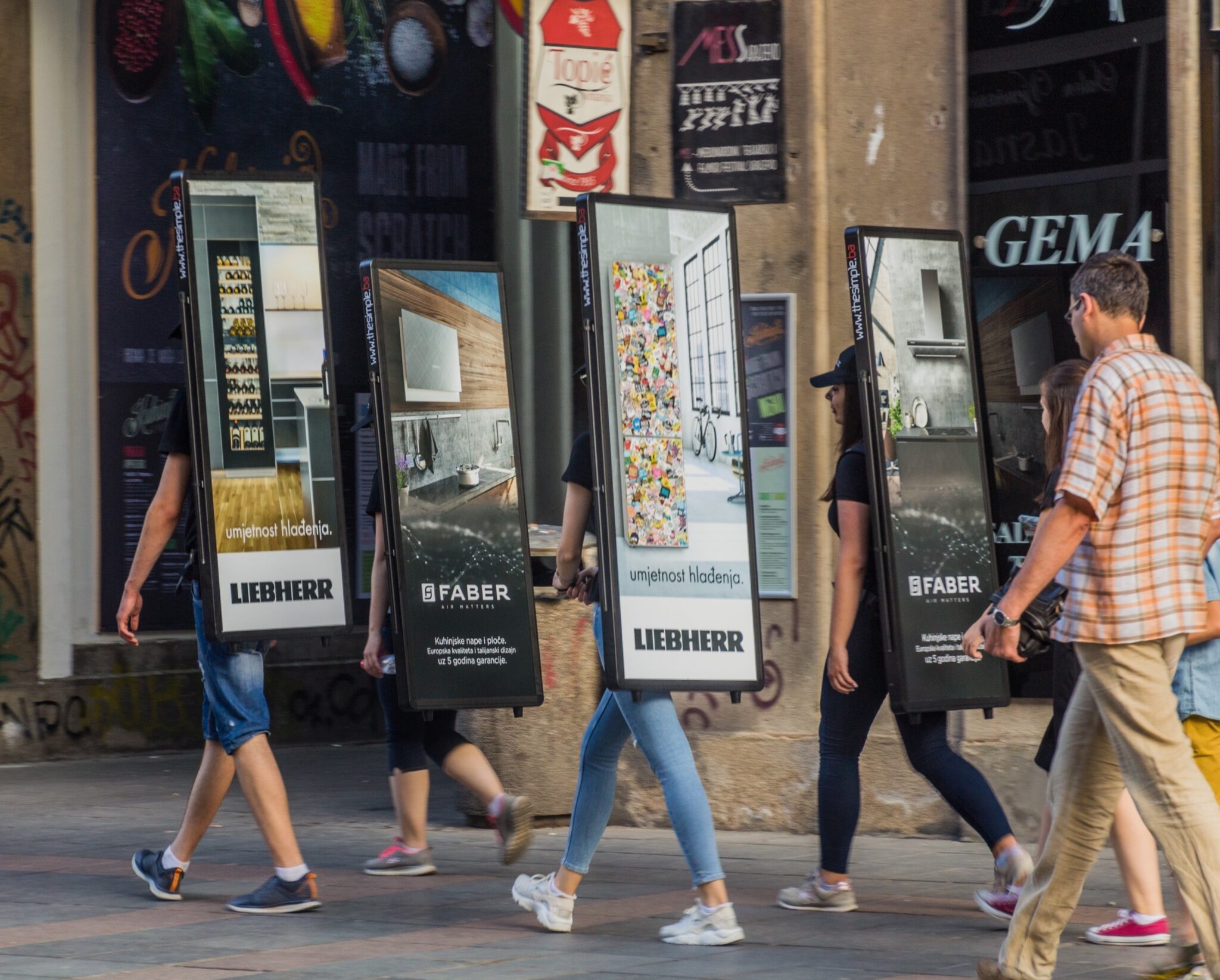Walking Billboards & Street Team Marketing in Las Vegas - Flo Advertising